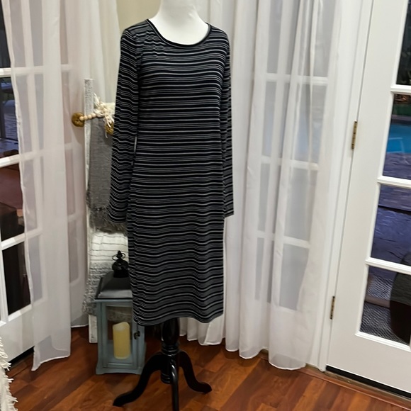 LuLaRoe | Dresses | Lularoe Debbie Dress Long Sleeve Medium | Poshmark